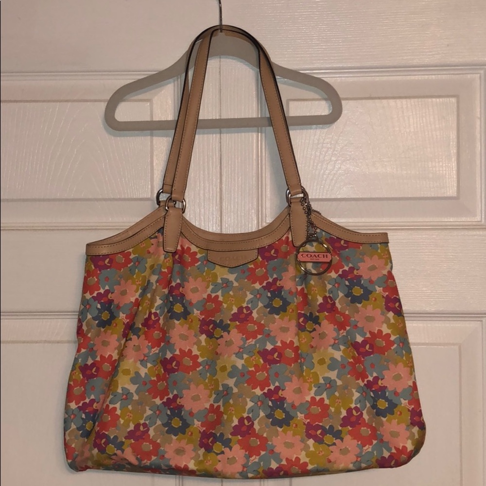 Coach Purse - Floral Pattern, Perfect For Spring - Gem